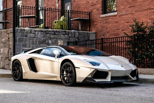 Top Signs Your Lamborghini Needs Professional Attention