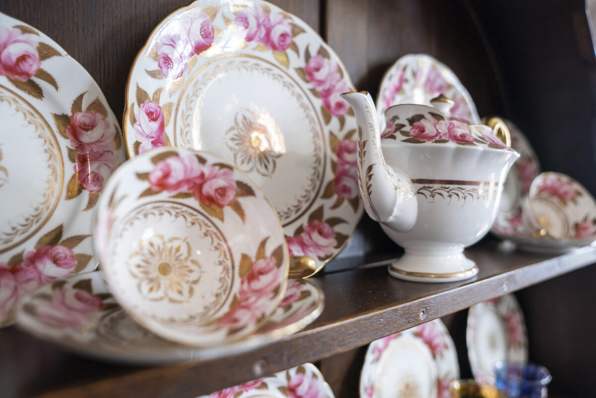 10 Vintage China Sets Worth Thousands