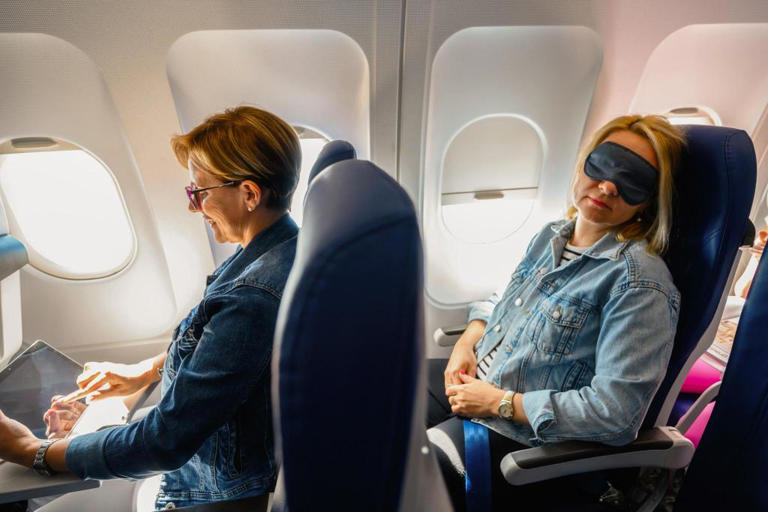 BOOKING.com: How to sleep on a plane