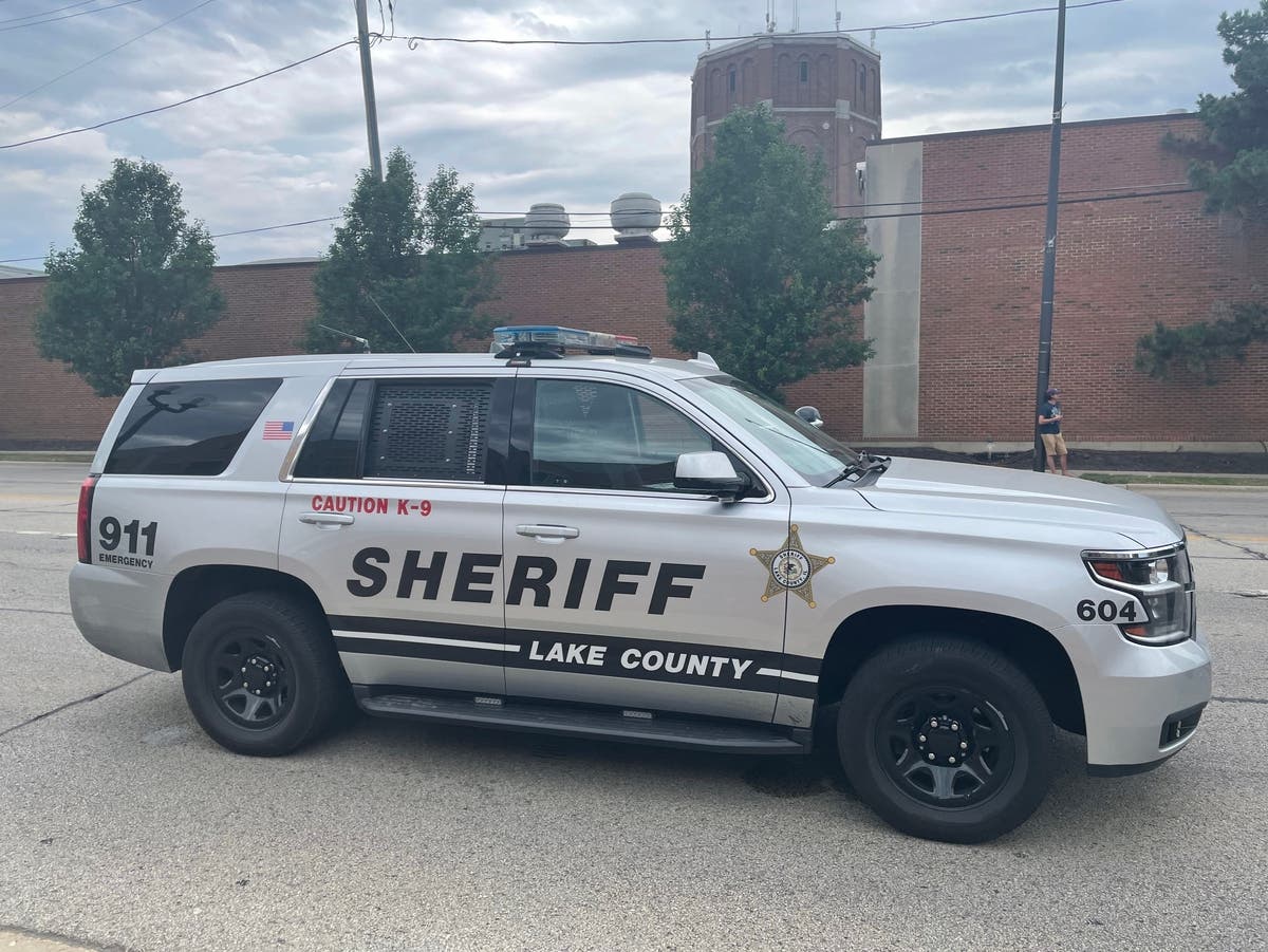 SWAT Team Responds To Standoff With Evicted Resident In Lake Bluff