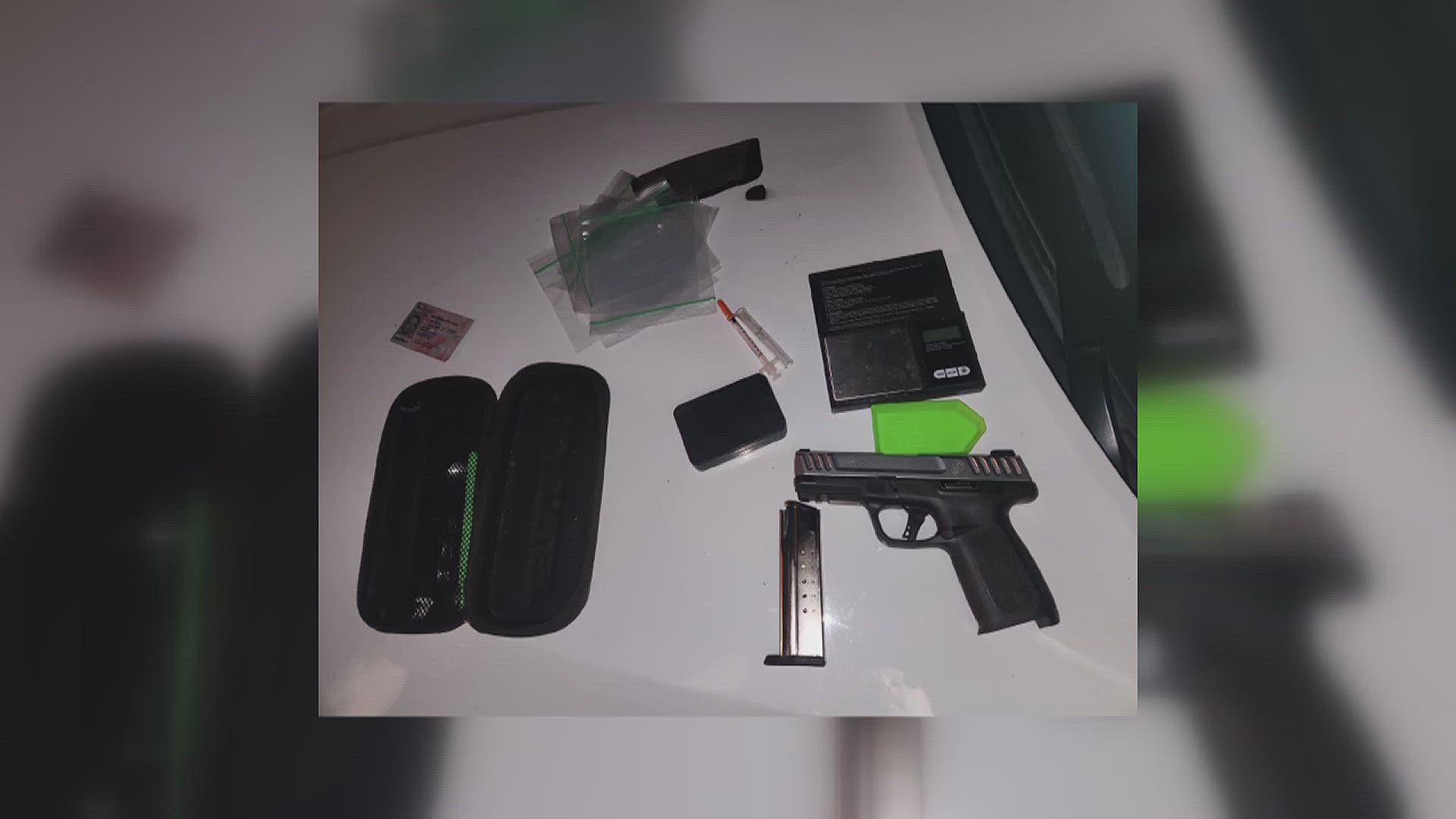 Deputy struggles with convicted felon during midnight stop