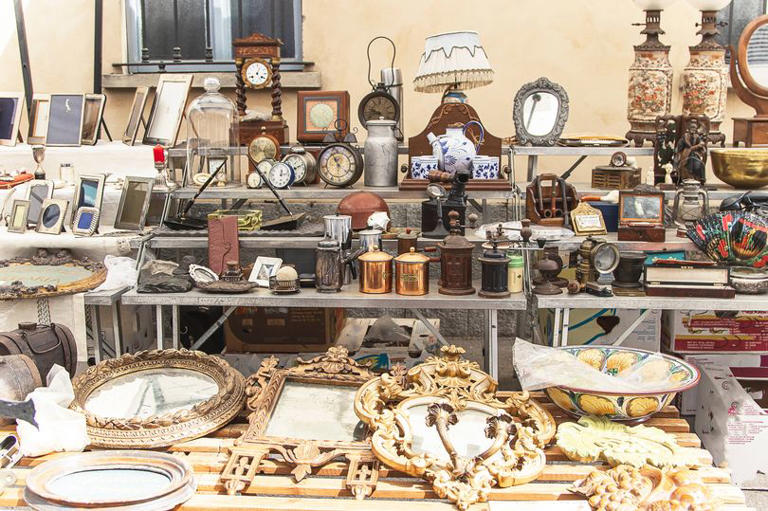 'I bought £2.40 artwork from charity shop – I can't believe how much it ...