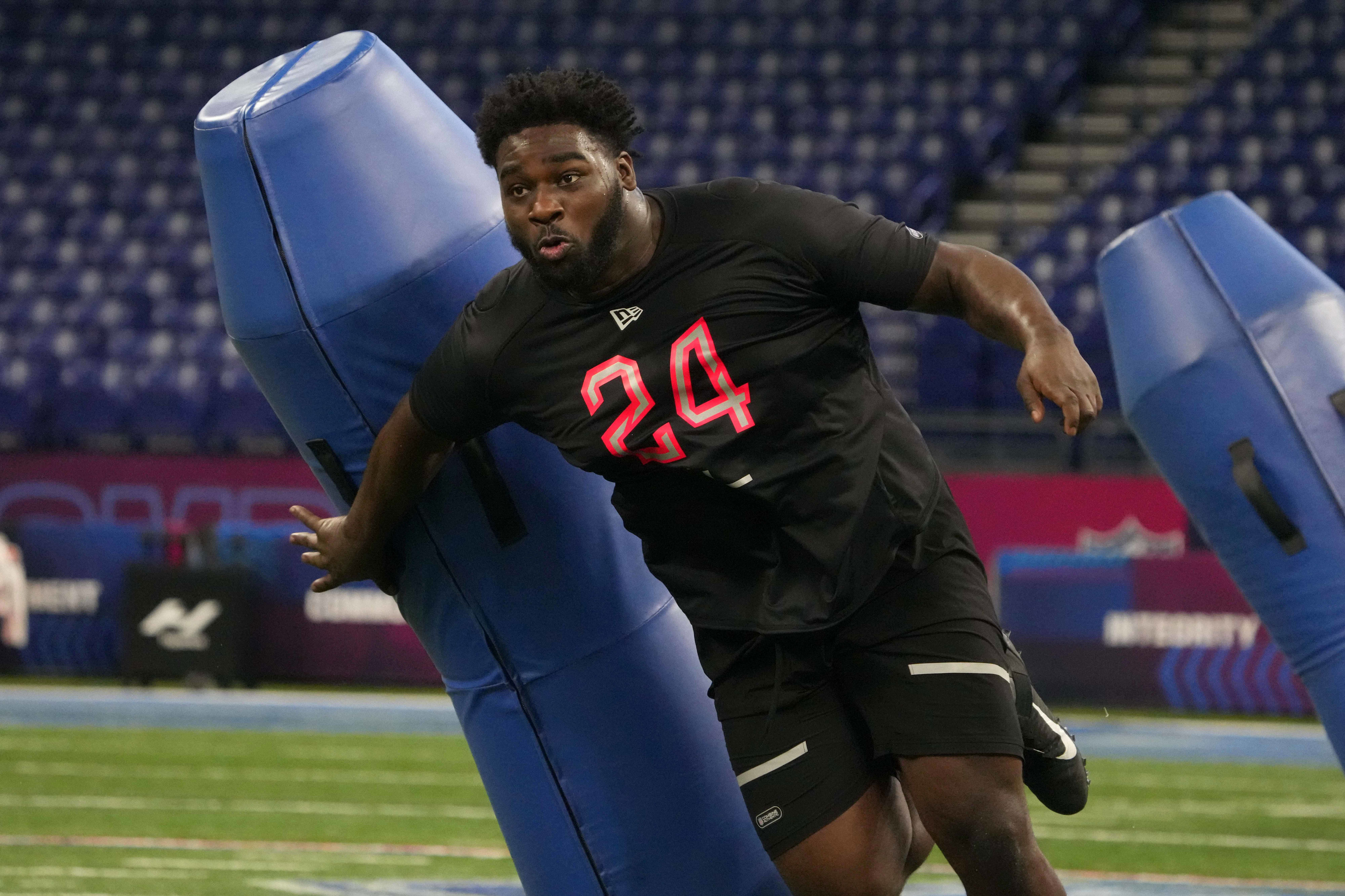 Who are the fastest big, beefy linemen in NFL combine history?