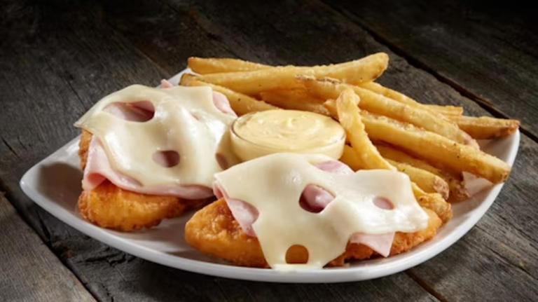 11 Underrated Buffet Items At Popular Buffet Chains You Should Try