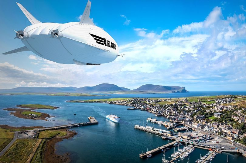 'Flying bum' airship proposed for Liverpool
