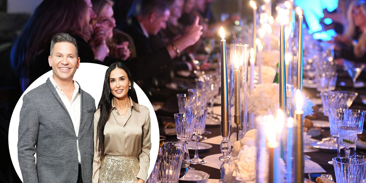 The Right Way To Host An Oscars Viewing Party, According To An Expert