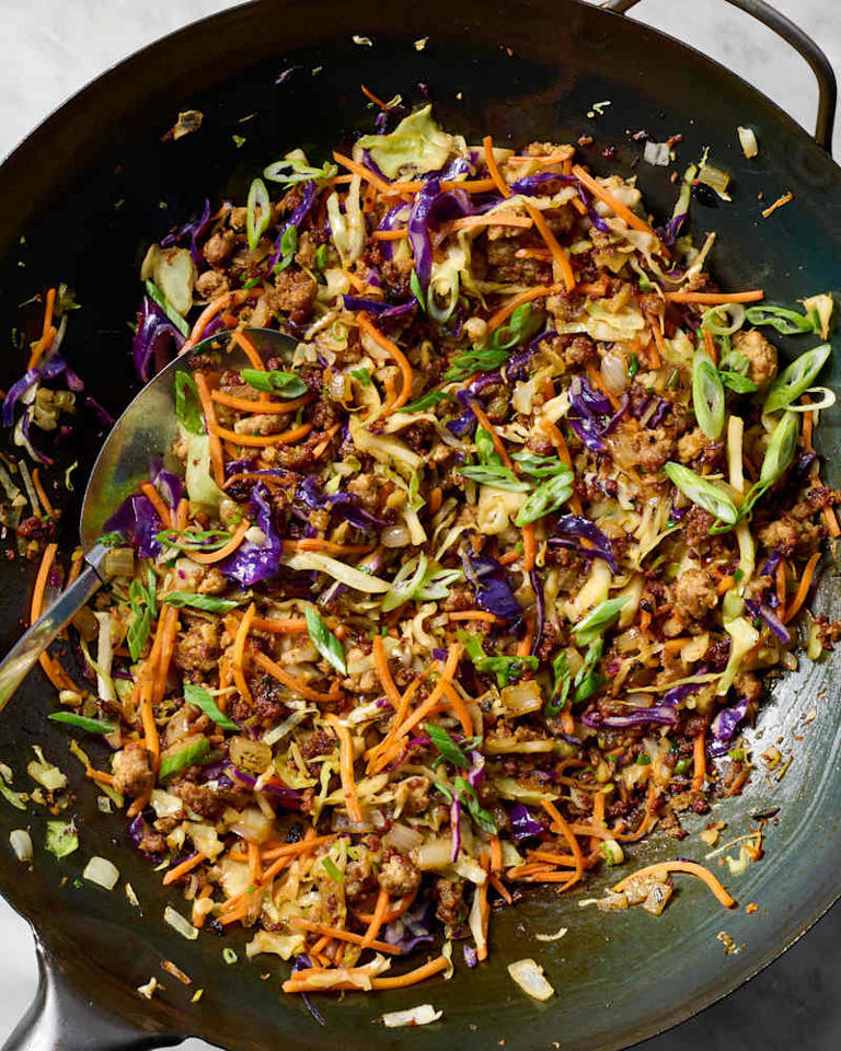 My Favorite 15-Minute One-Pan Dinner Tastes Exactly Like Egg Rolls (So ...