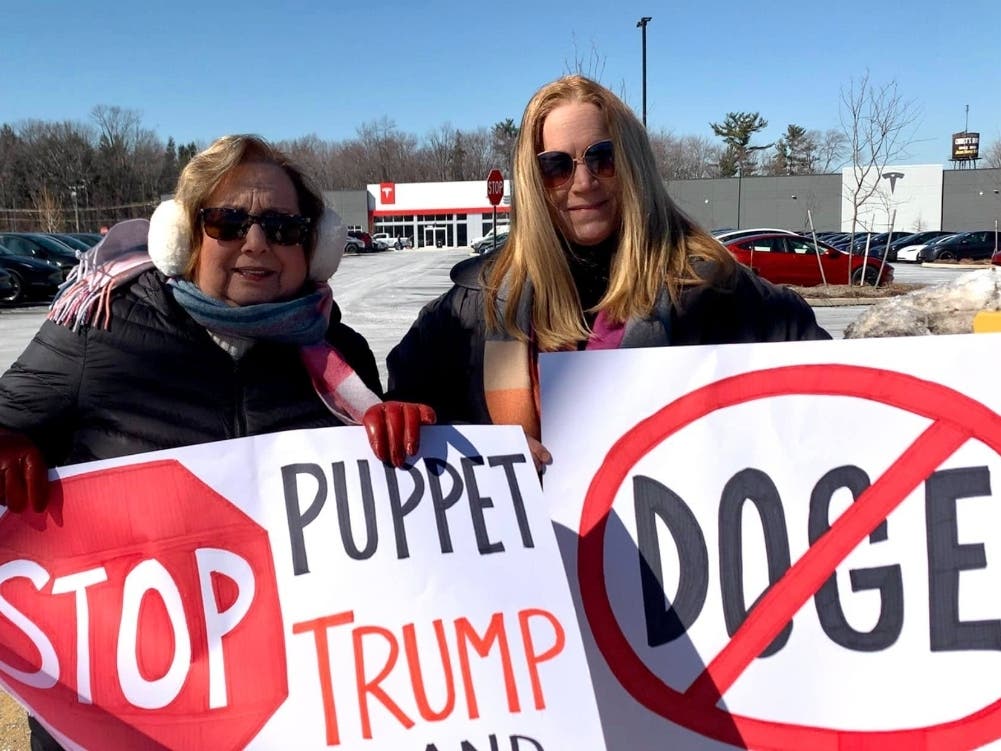 'Blackout' Protest Planned Friday By Warminster Democrats