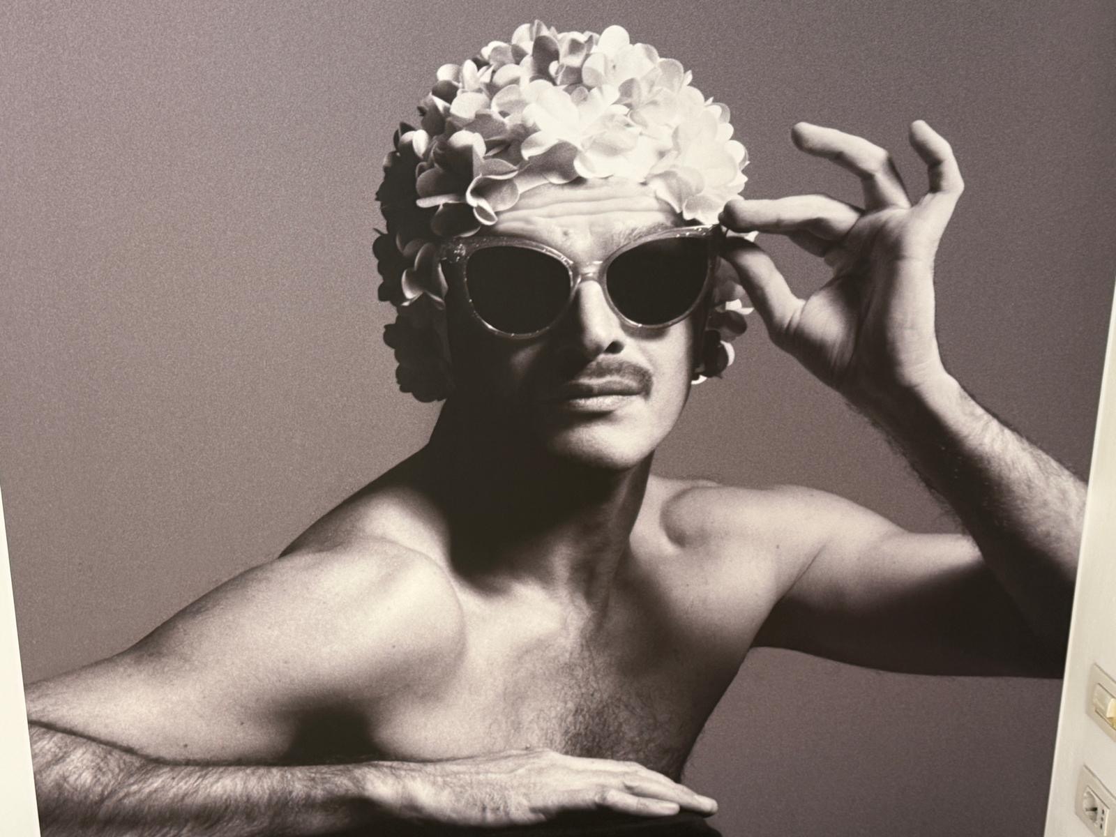 Chi era Franco Moschino, lo stilista che trasformò la moda italiana