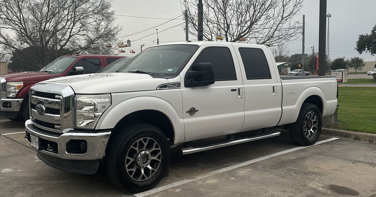 2015 Ford F250 Super Duty Crew Cab For Sale