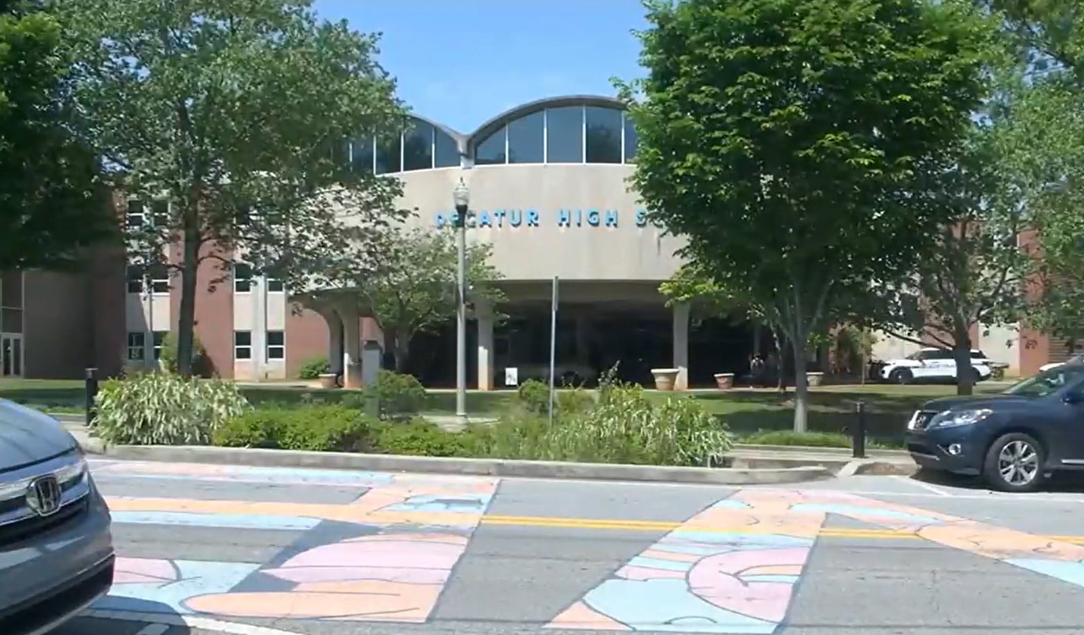 Decatur school district considering adding a weapons detection program