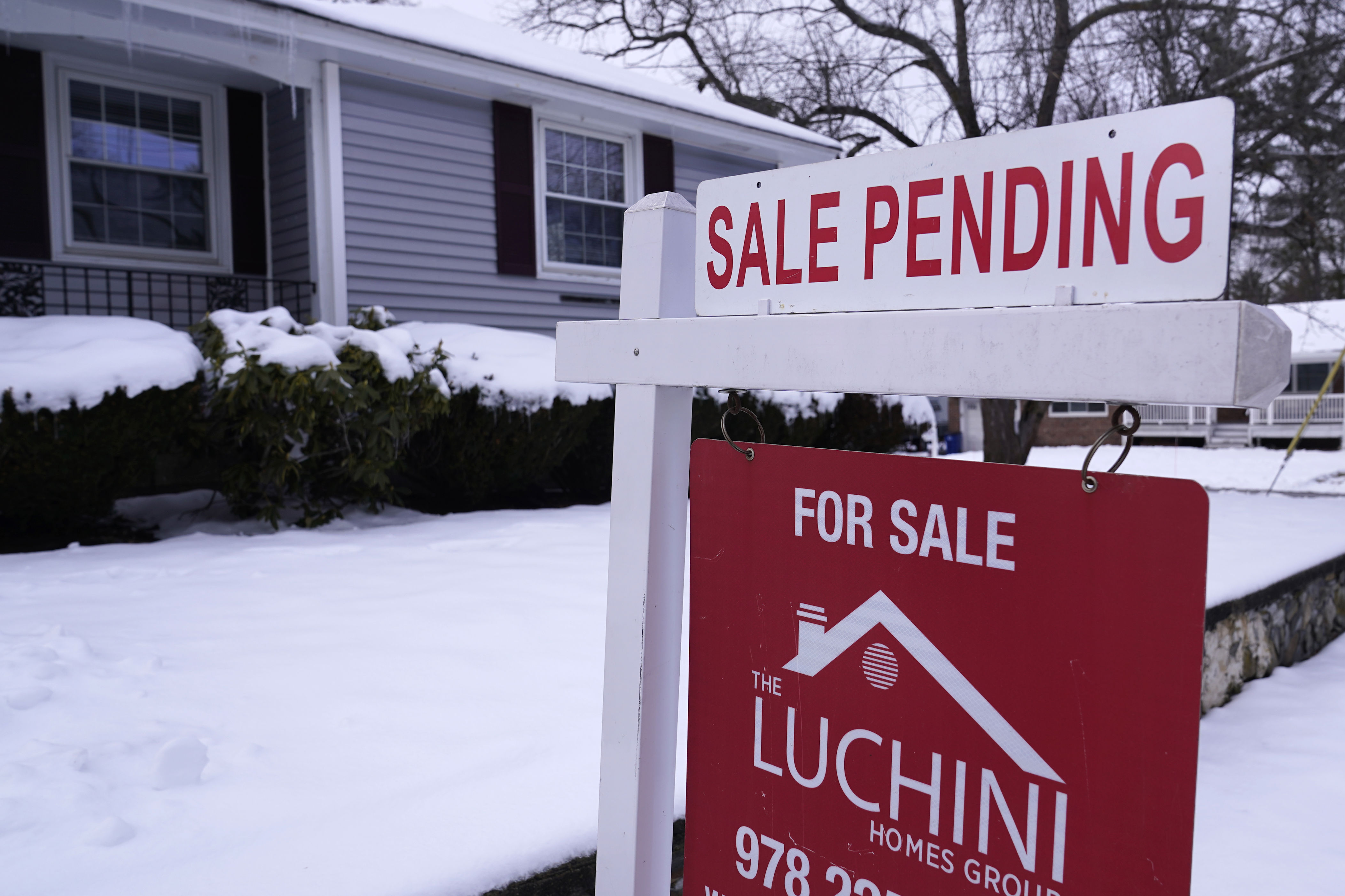 Pending home sales plunged to all-time low in January — winter weather ...