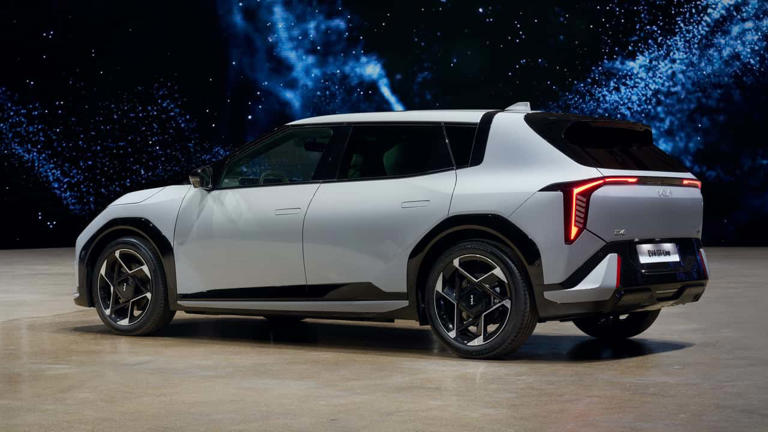 Kia EV4: SUV trendine büyük bir darbe