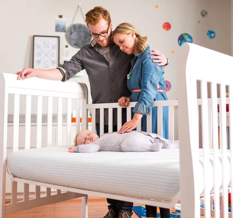 The Best Organic Crib Mattress To Protect Your Baby