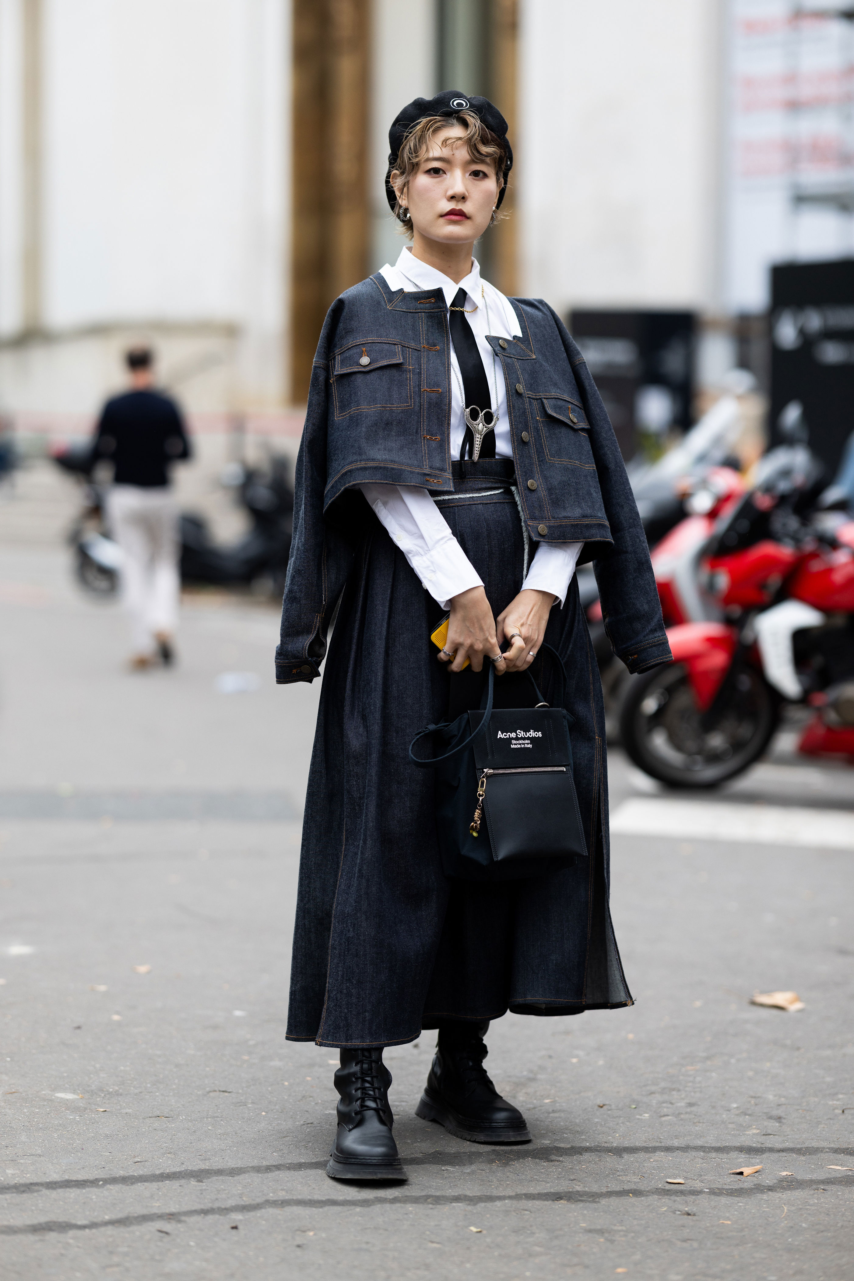 How to Style a Jean Jacket for Spring and Summer 2025 to Be Anything ...