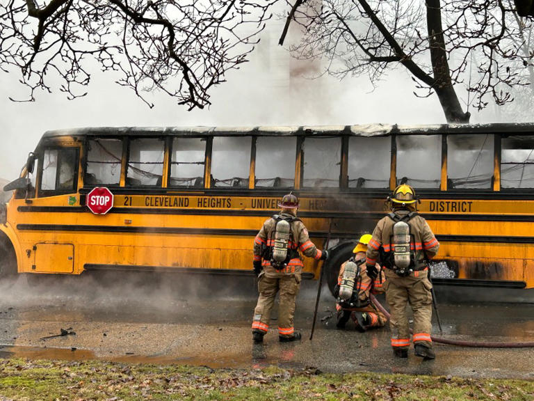 Students escape school bus fire in Ohio