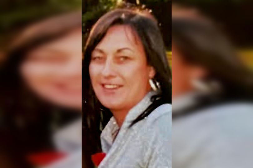 Family 'fighting for truth' after mum fell to her death Family 'fighting for truth' after mum fell to her death