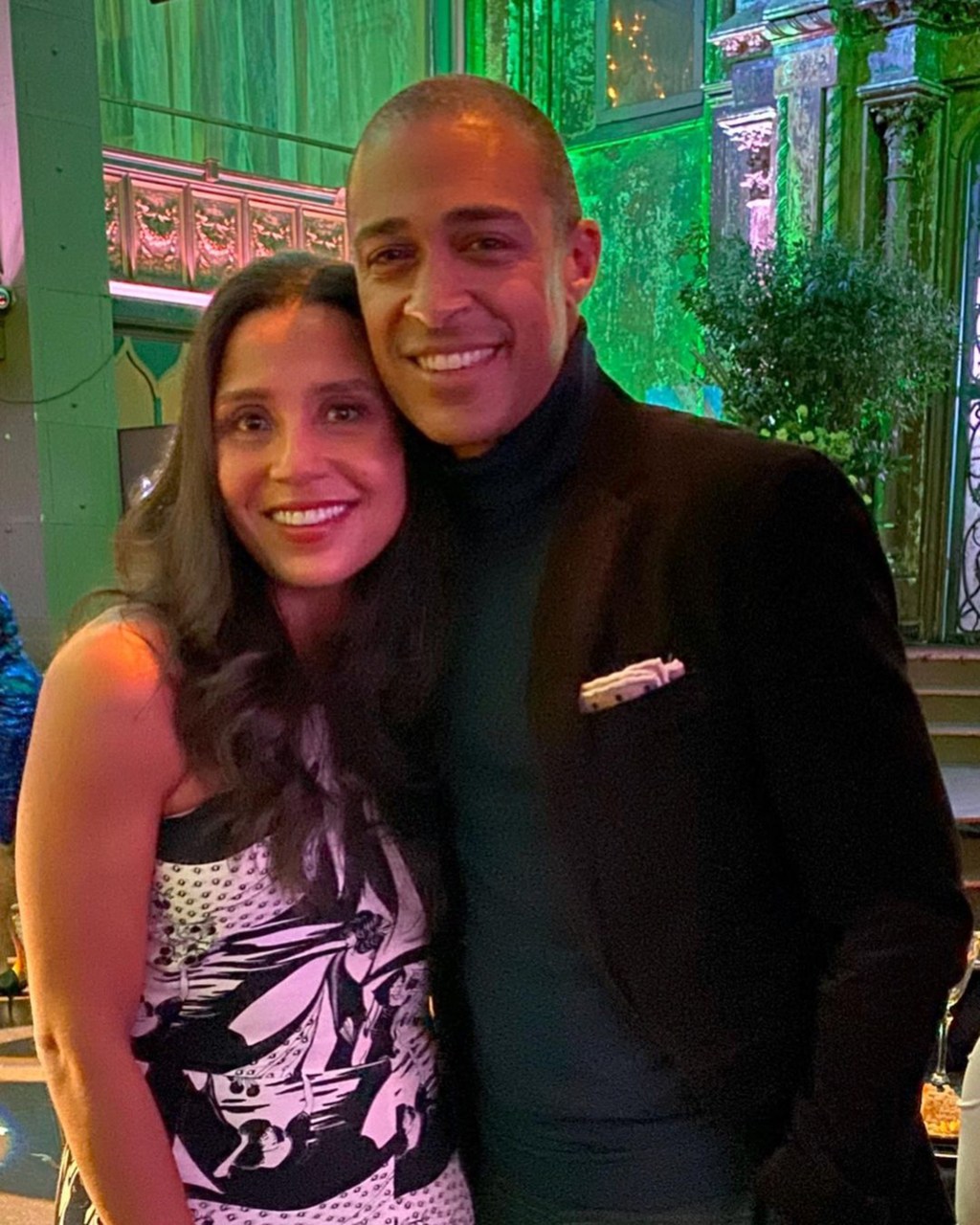 Andrew Shue, Marilee Fiebig move in together after divorces from Amy ...