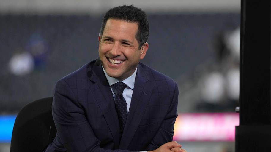 Adam Schefter Cracked Perfect Joke After NFL Reporters Got Into ...