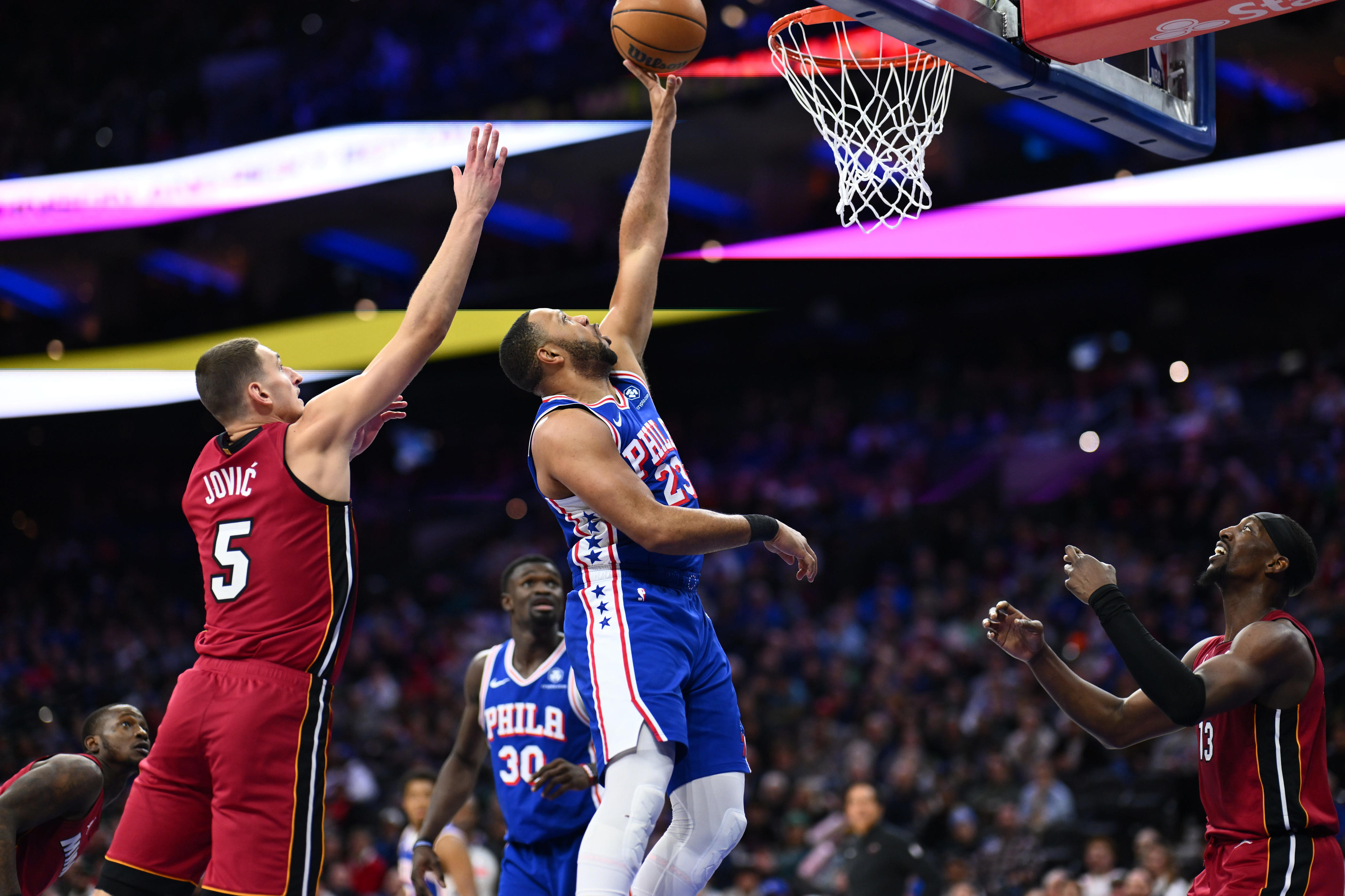Sixers announce timeline for Eric Gordon after undergoing wrist surgery