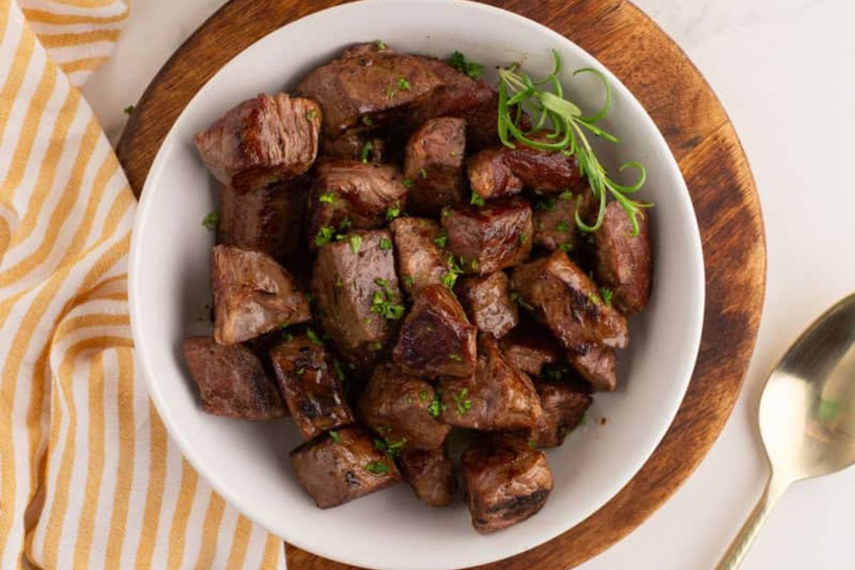 End Dinner Drama with These 21 Easy, Crowd-Pleasing Family Meals