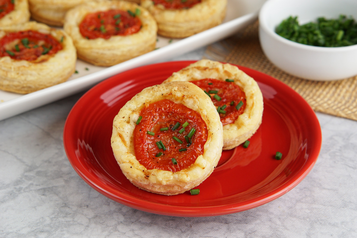 Savory Tomato Tartlets That Will Impress