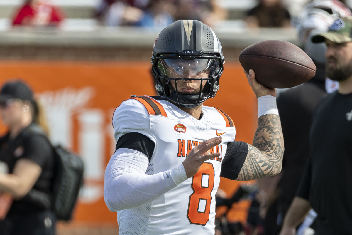 UCF’s McKenzie Milton Sends Strong Five-Word Message on Oregon QB ...