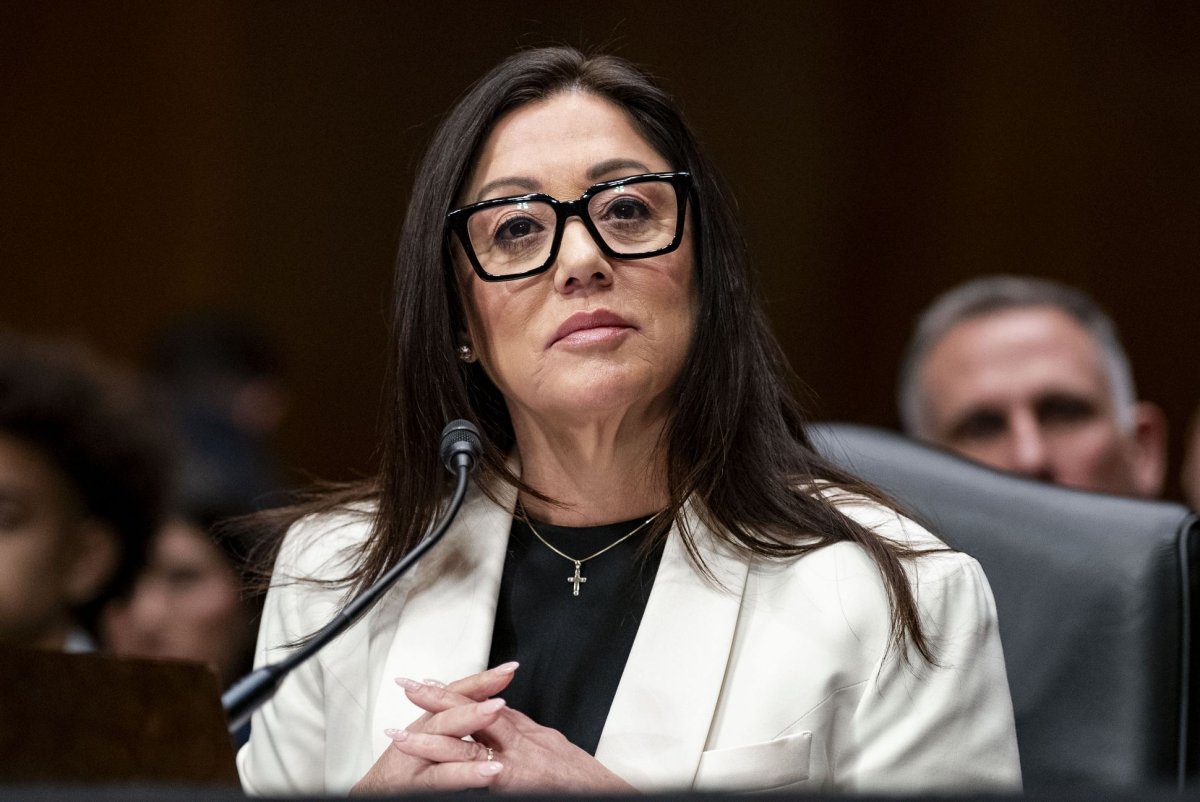 Three Senate Democrats join GOP to advance Trump Labor secretary's ...