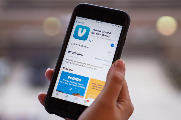 Is Venmo down? Thousands of users complain of outage