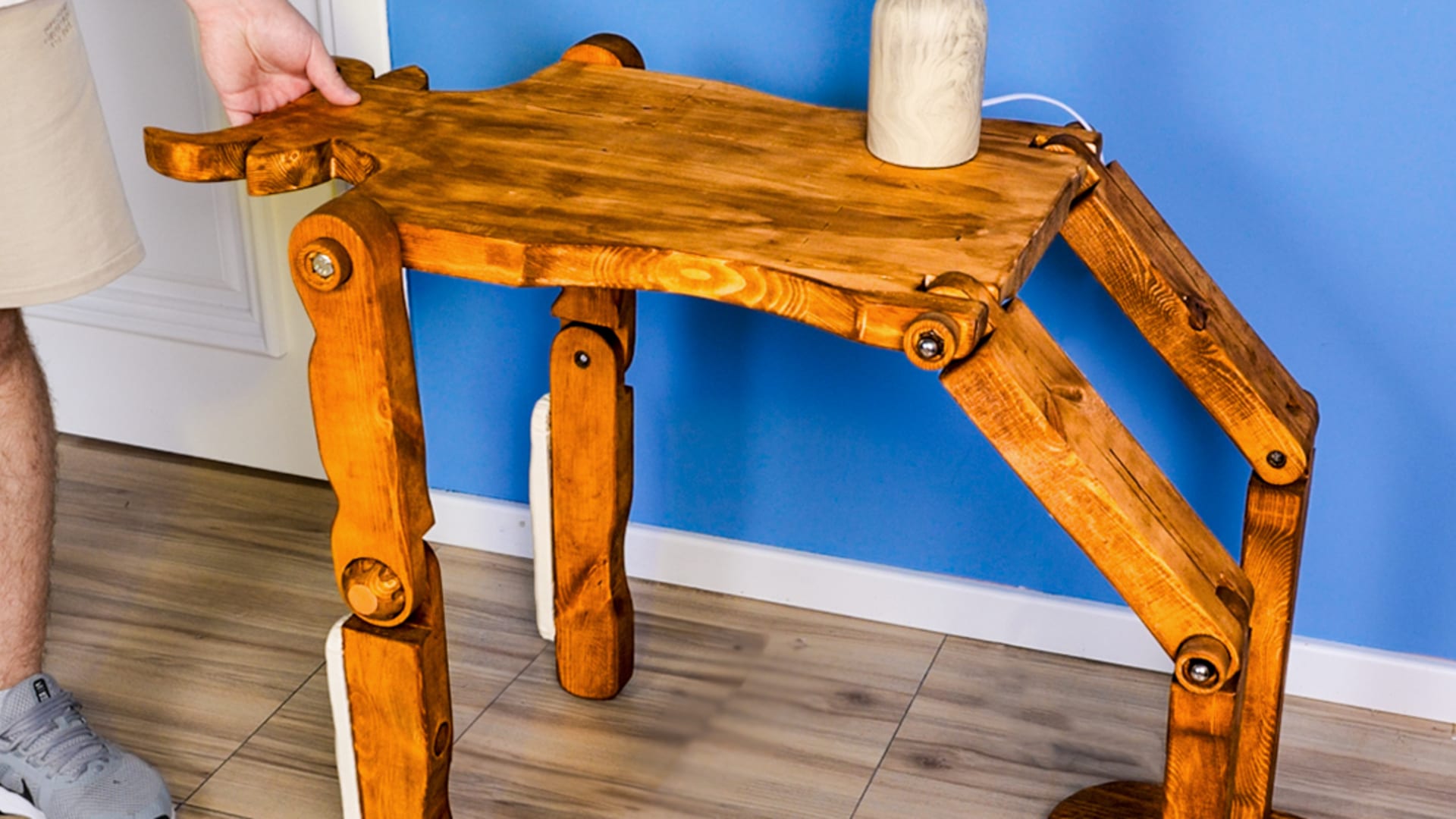 Converting raw wood into a bull-headed transformer furniture