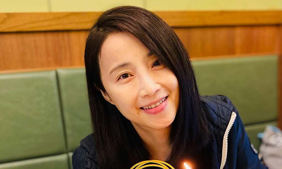 Miss Hong Kong Halina Tam opens tea shop in Canada after financial ...