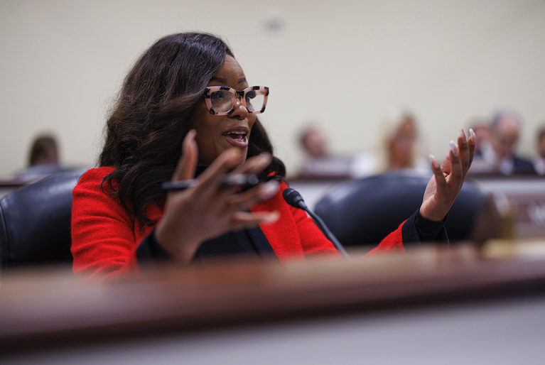 'Full-fledged criminal': Crockett issues strong warning on MAGA