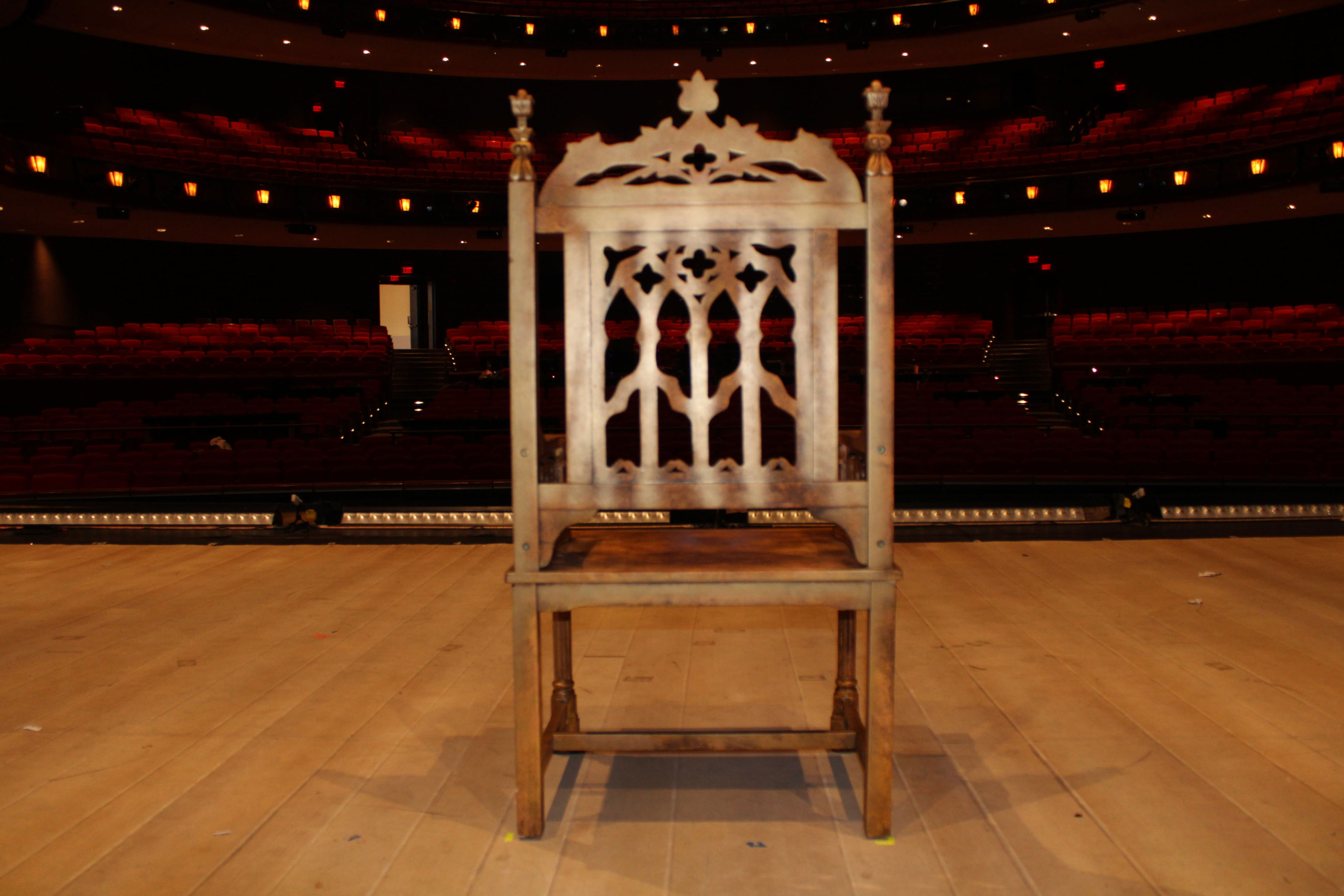 From football to singing: 3-time All-American offensive lineman ...