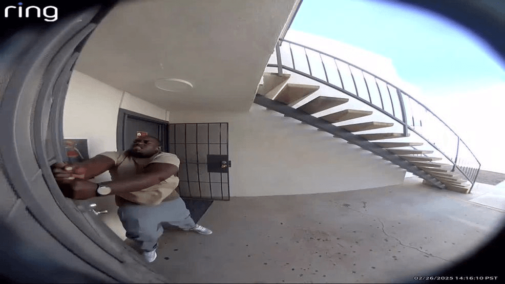Man fleeing police breaks into Las Vegas apartment, terrifying couple