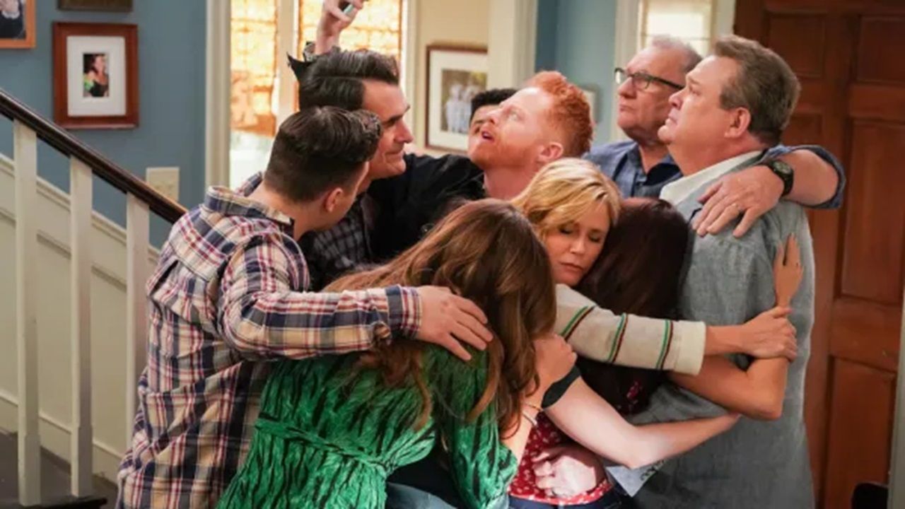 Rating 32 Sitcom Families By How Well They Got Along