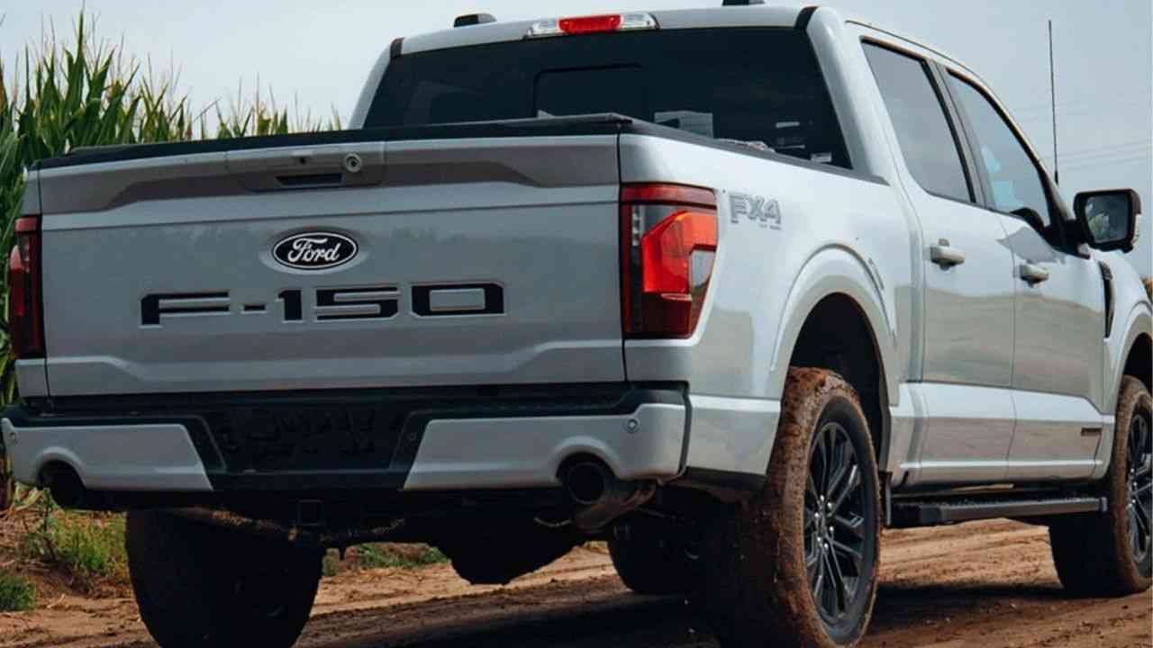 Politiet finder en simpel og effektiv måde at forhindre tyveri af baglygter fra Ford pickup