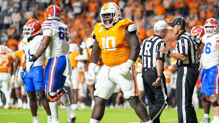 NFL Combine Results - Tennessee DL Elijah Simmons