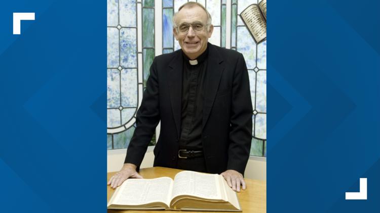 Longtime Jacksonville Beach Catholic priest laid to rest Tuesday