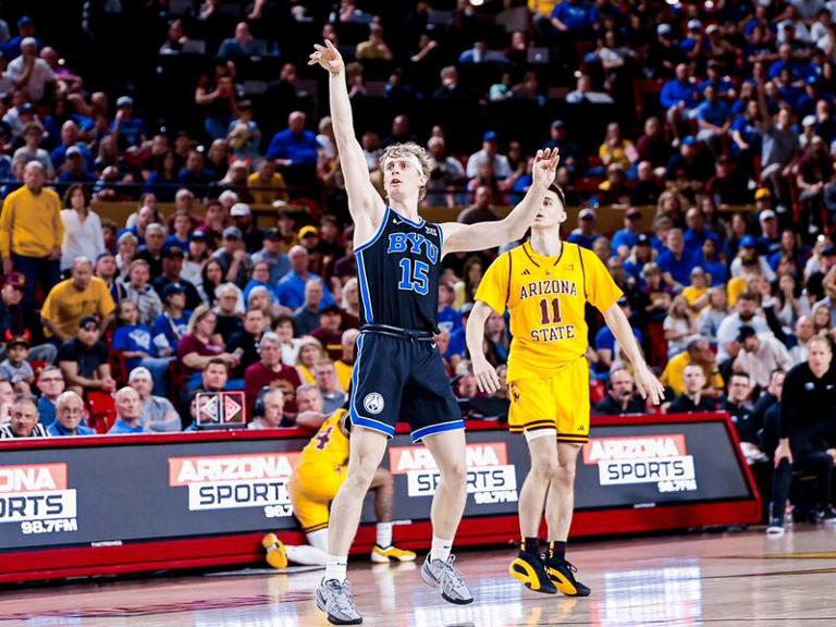 How backup point guard Dallin Hall has shined during BYU’s 5-game ...