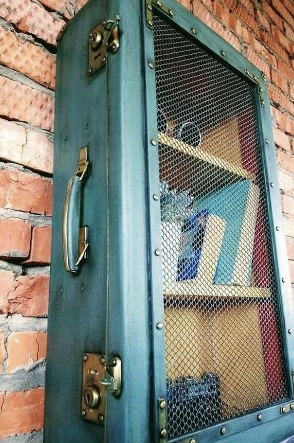 45 Brilliant Reused And Recycled Art Projects That Cleverly Avoid Waste