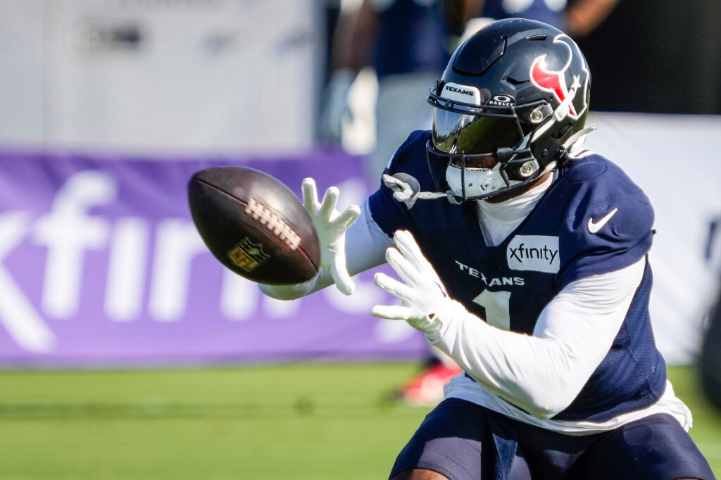 Houston Texans wide receiver Stefon Diggs sues reality TV star alleging ...