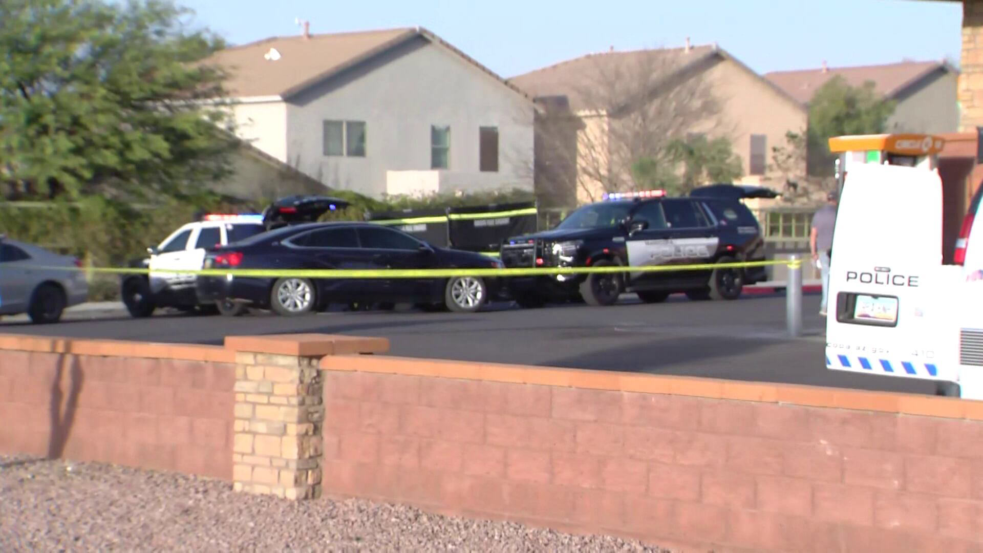 Officer shot, suspect dead after police shooting in Maricopa near SR 347 Officer shot, suspect dead after police shooting in Maricopa near SR 347