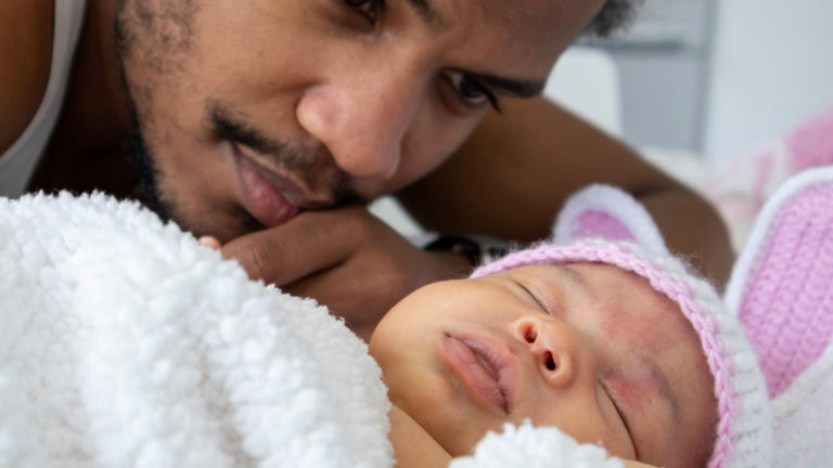 Science says introverted men make the best fathers