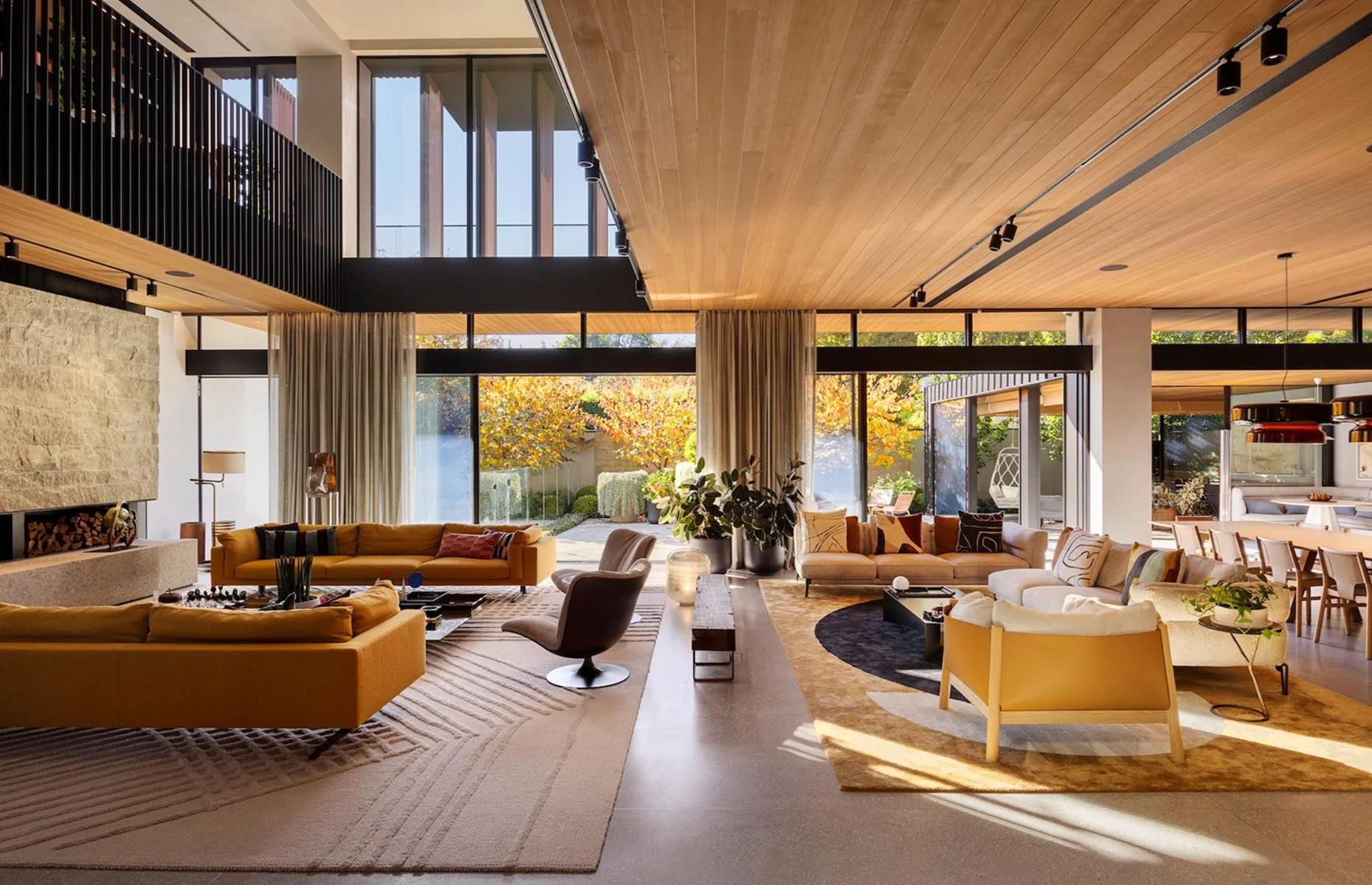 Tour Australia’s mind-blowing mega-mansions