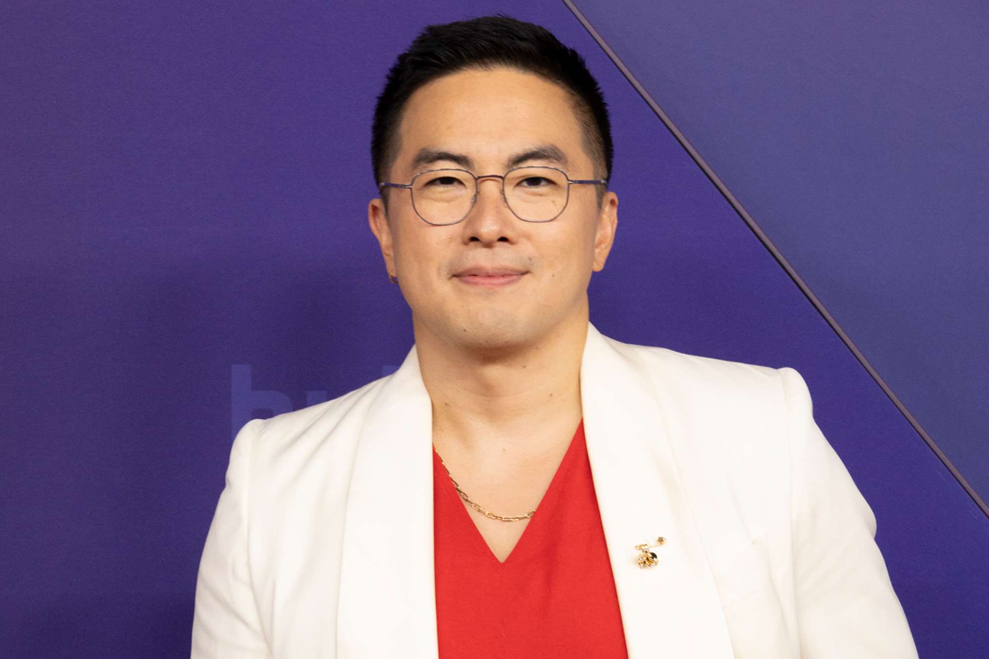 “SNL ”star Bowen Yang responds to hateful comment from background actor ...