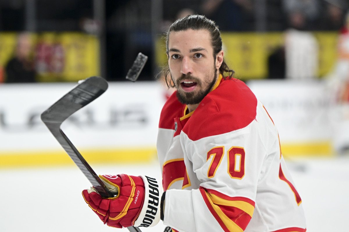 Flames' Ryan Lomberg Takes NSFW Shot at Lightning in Pregame Interview
