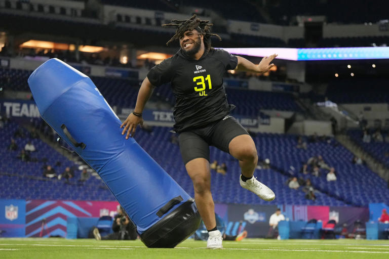 Cowboys may be able to wait on crucial defensive need in 2025 draft