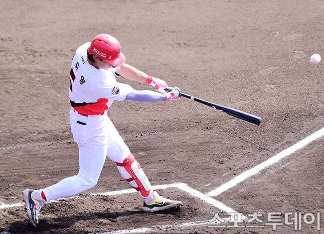 ML 88홈런 거포가 바라본 KBO MVP는 어떨까…"김도영이 가장 눈에 띈다, 밸런스가 너무 좋아" [ST오키나와]