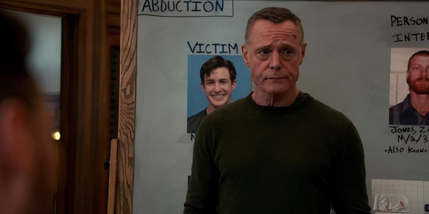 Hank Voight and Chief Reid Lock Horns in New 'Chicago P.D.' Season 12 ...