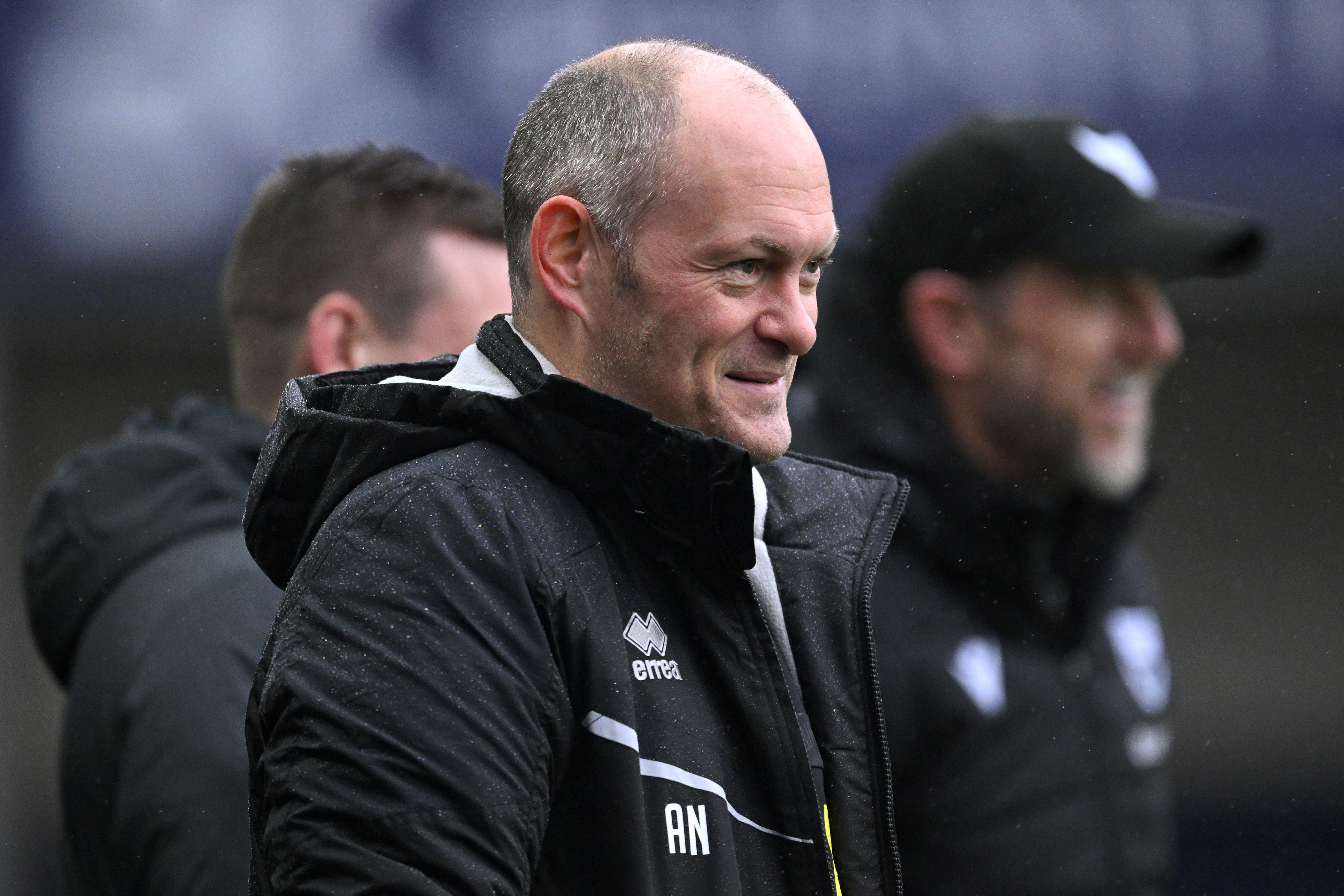 Millwall boss Alex Neil sends 'pressure' warning to Crystal Palace and ...